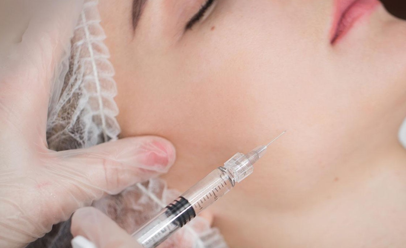 Dr. Ahu Çiler Turgut - Toksin İle Terleme Tedavisi